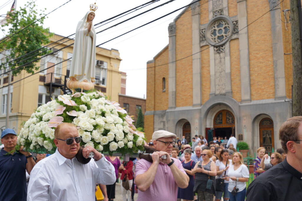What a Blessing! Faithful join in Our Lady of Fatima procession on her ...