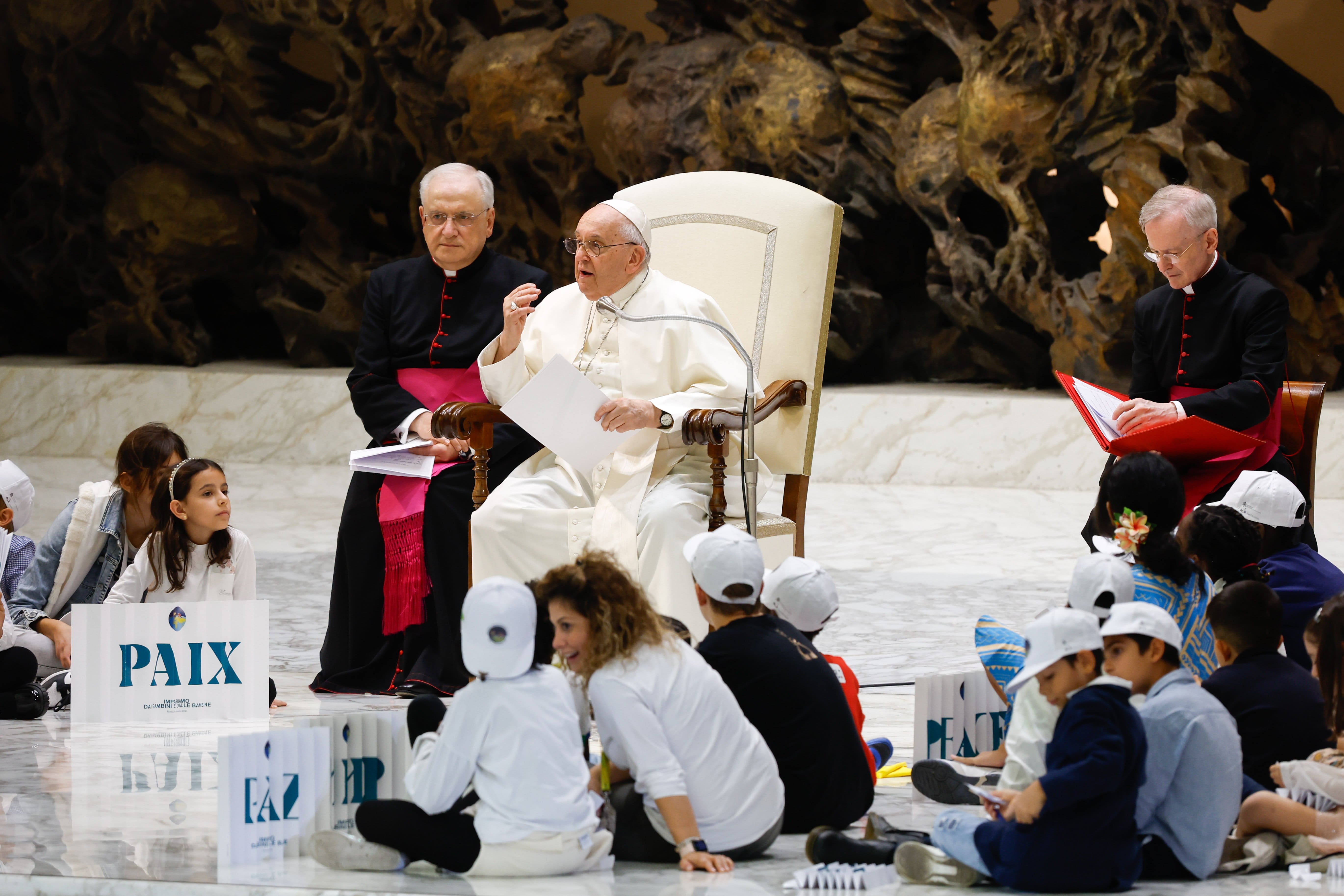 Pope encourages children to speak up, work for peace - Jersey Catholic